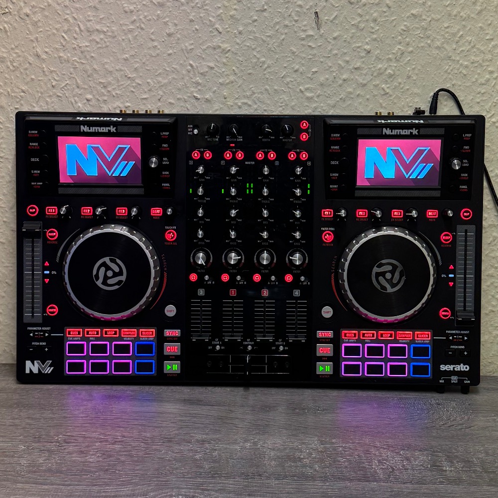 Pre-owned NUMARK NVII NV2 - 4-DECK SERATO DJ CONTROLLER QUAD DECKS WITH FLIGHT CASE - Own4Less